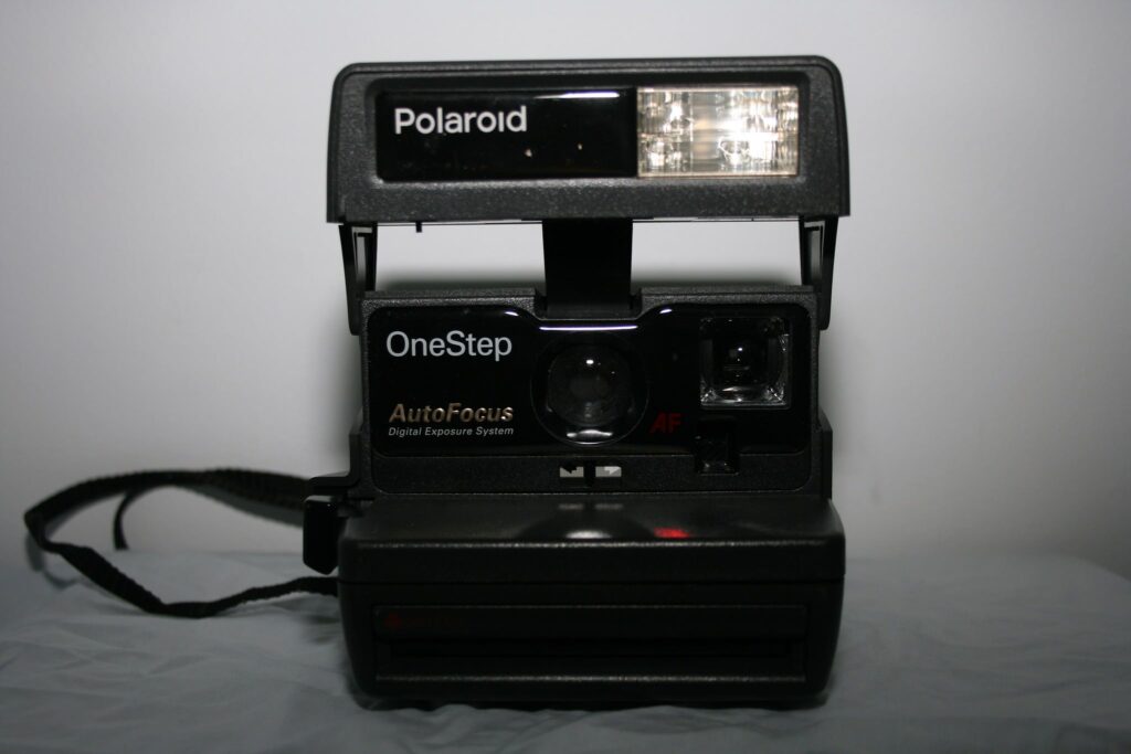 Polaroid One Step Autofocus - Infos about the instant camera and films