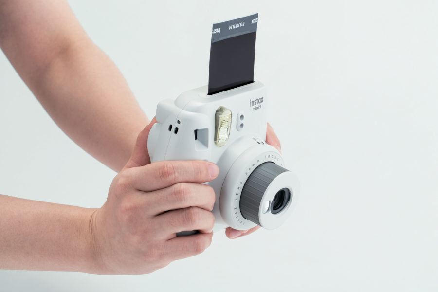 Fujifilm Instax Mini 9 | Guide about functions, films and history