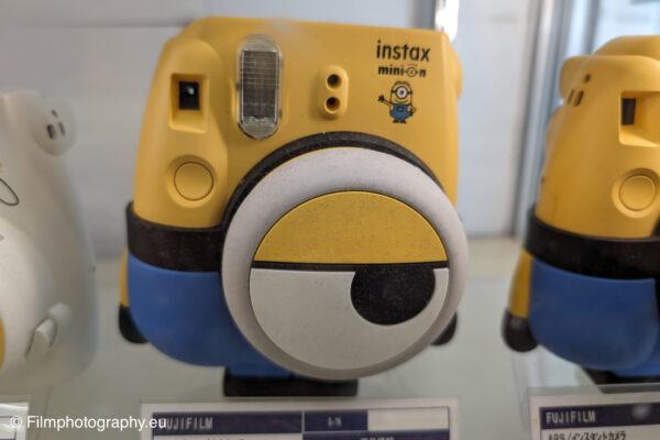 Fujifilm Instax Mini 9 | Guide about functions, films and history