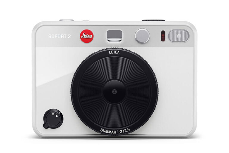 Leica Sofort 2 - Features, batteries and the best films