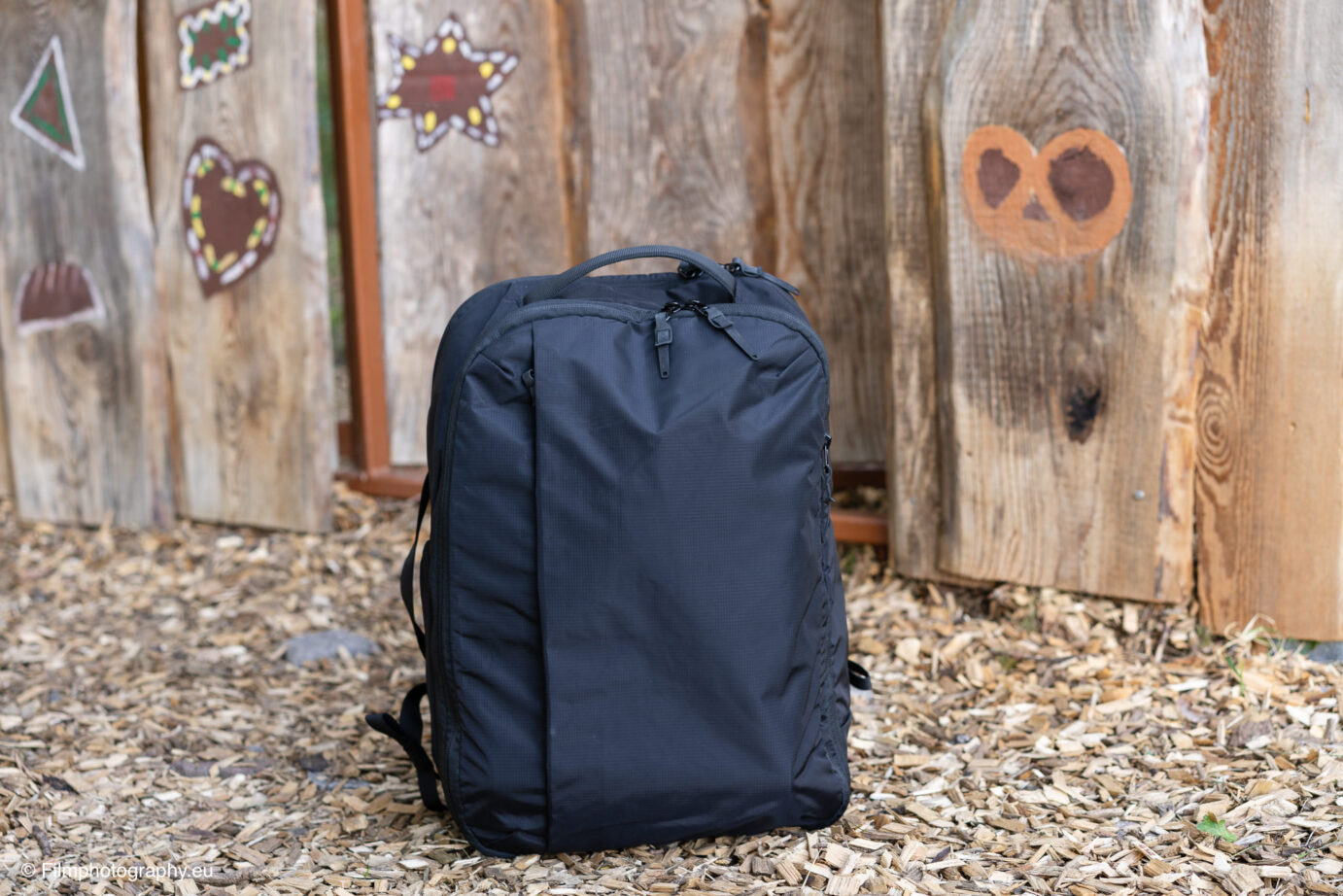Almond Oak Expandable Travel Backpack Review - Is it good?
